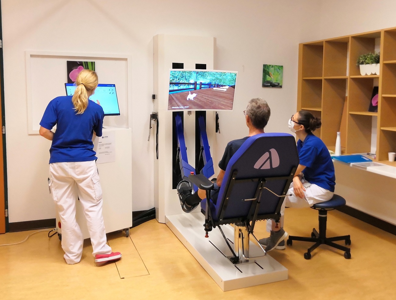 LHS - Lavigny SPRINT congress - the Lambda Robot well-received